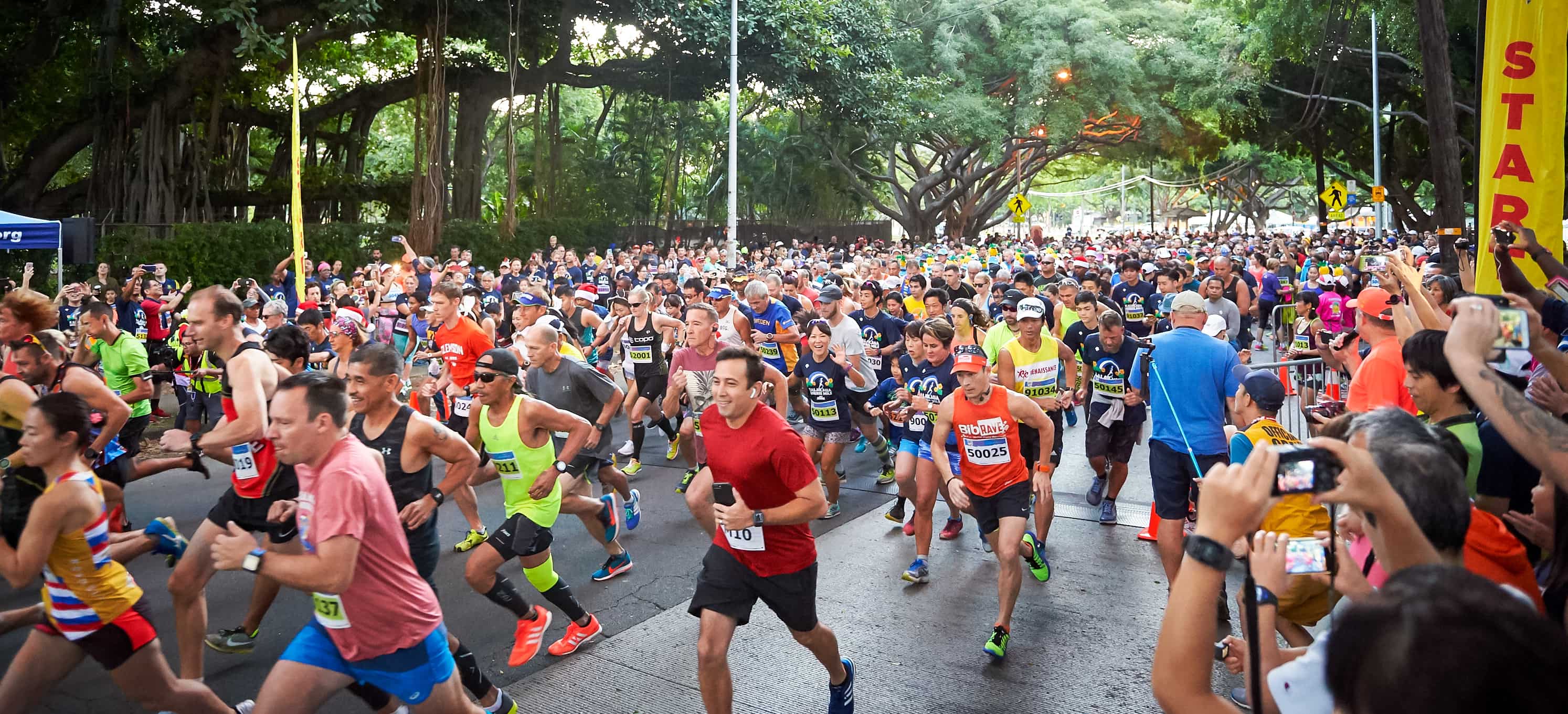 Free photos from the 2017 Kalakaua Merrie Mile : Honolulu Marathon